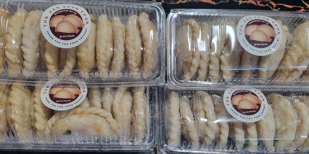 FROZEN EPOK POTATO MINCED BEEF, Food & Drinks, Homemade Bakes on Carousell