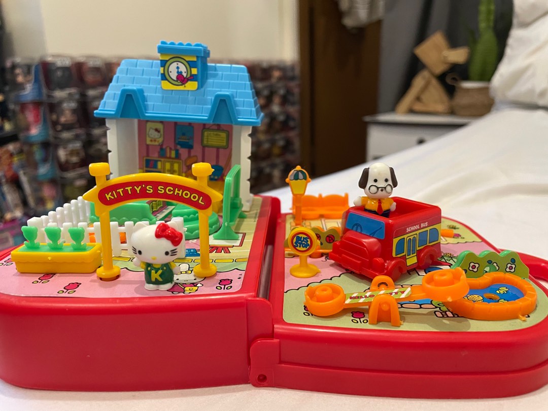 Hello Kitty Mini Town Polly Pocket like, Hobbies & Toys, Toys & Games ...