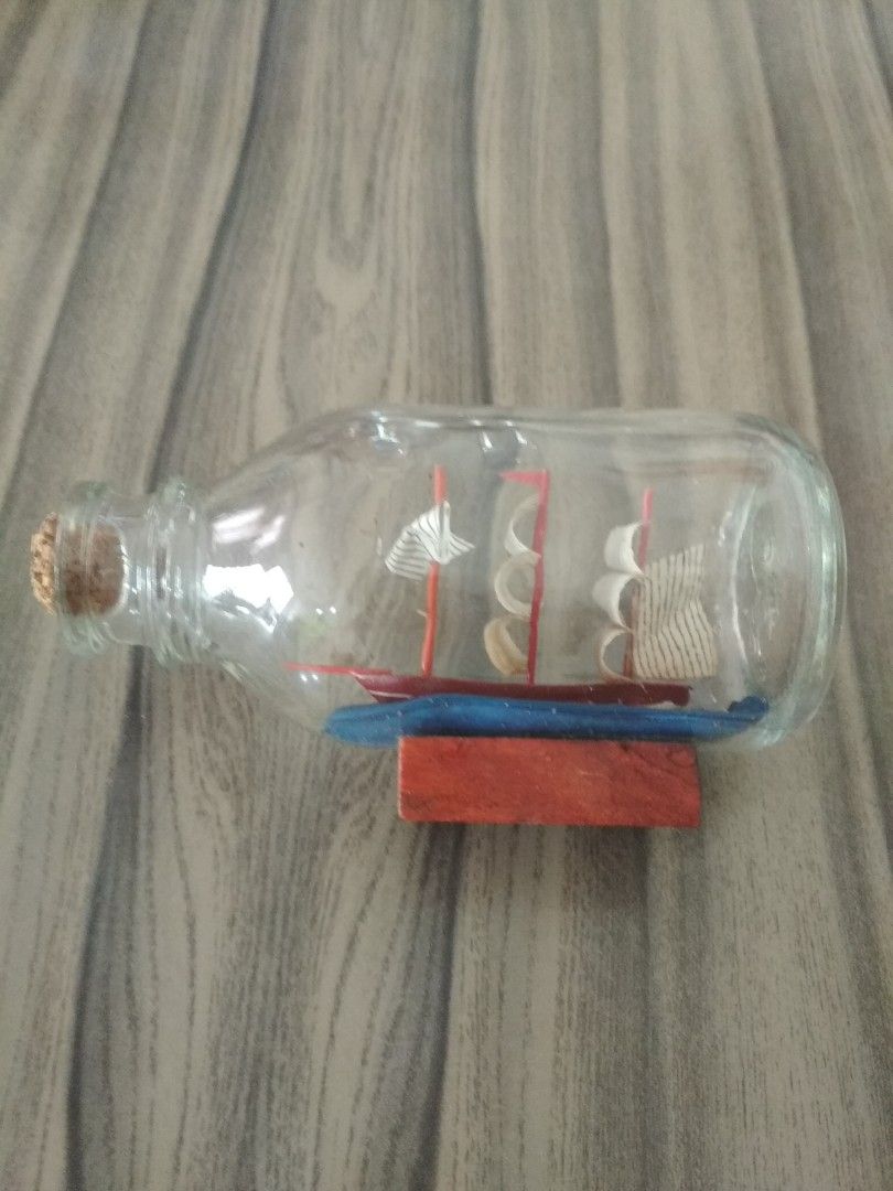 Hiasan kapal dalam botol, Desain & Kerajinan Tangan, Karya Seni di ...