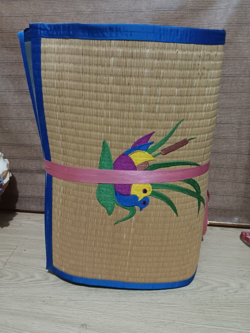 Japanese Big Foldable Banig, Furniture & Home Living, Bedding & Towels ...