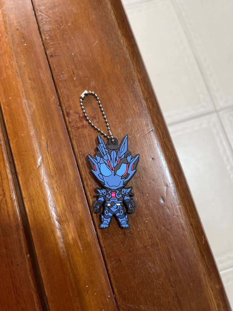 Kamen rider Vulcan assault Wolf keychain, Hobbies & Toys, Memorabilia ...