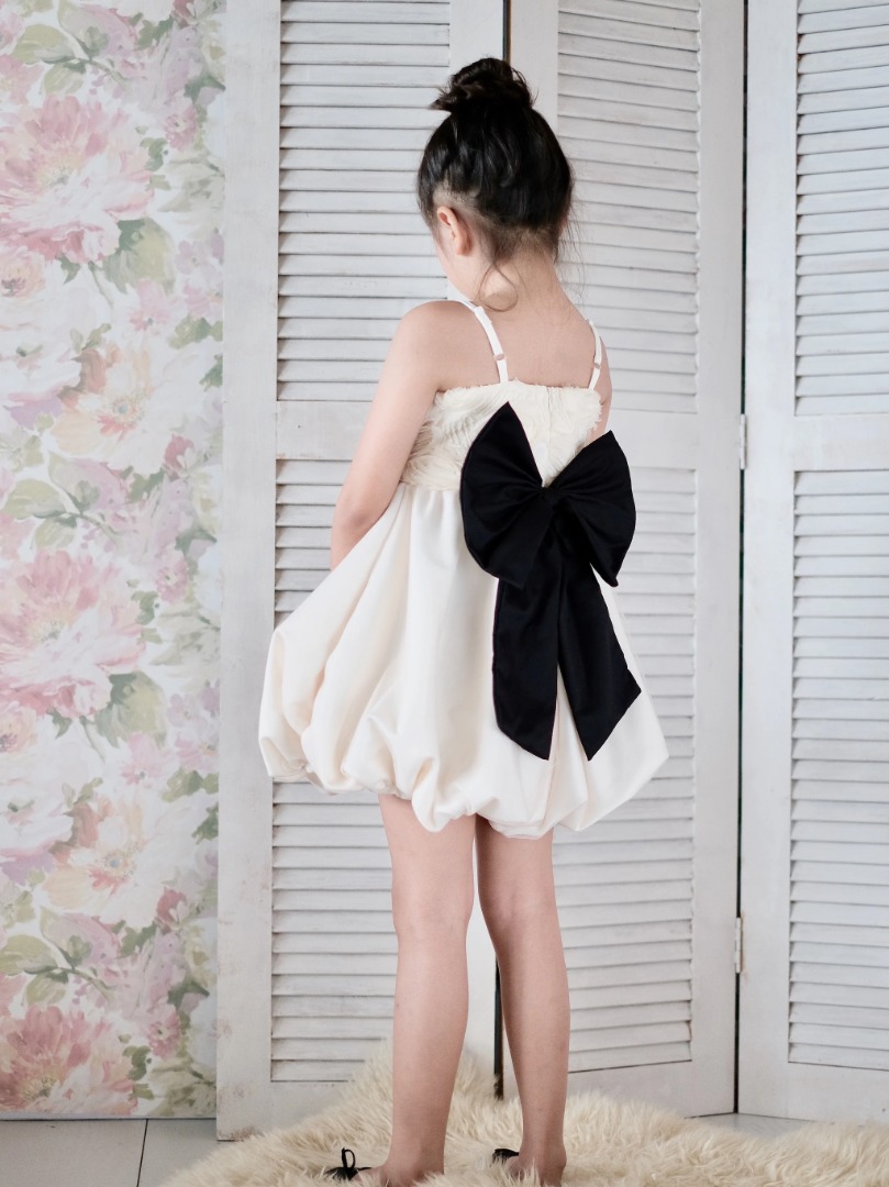 laila & lyra, Babies & Kids, Babies & Kids Fashion on Carousell