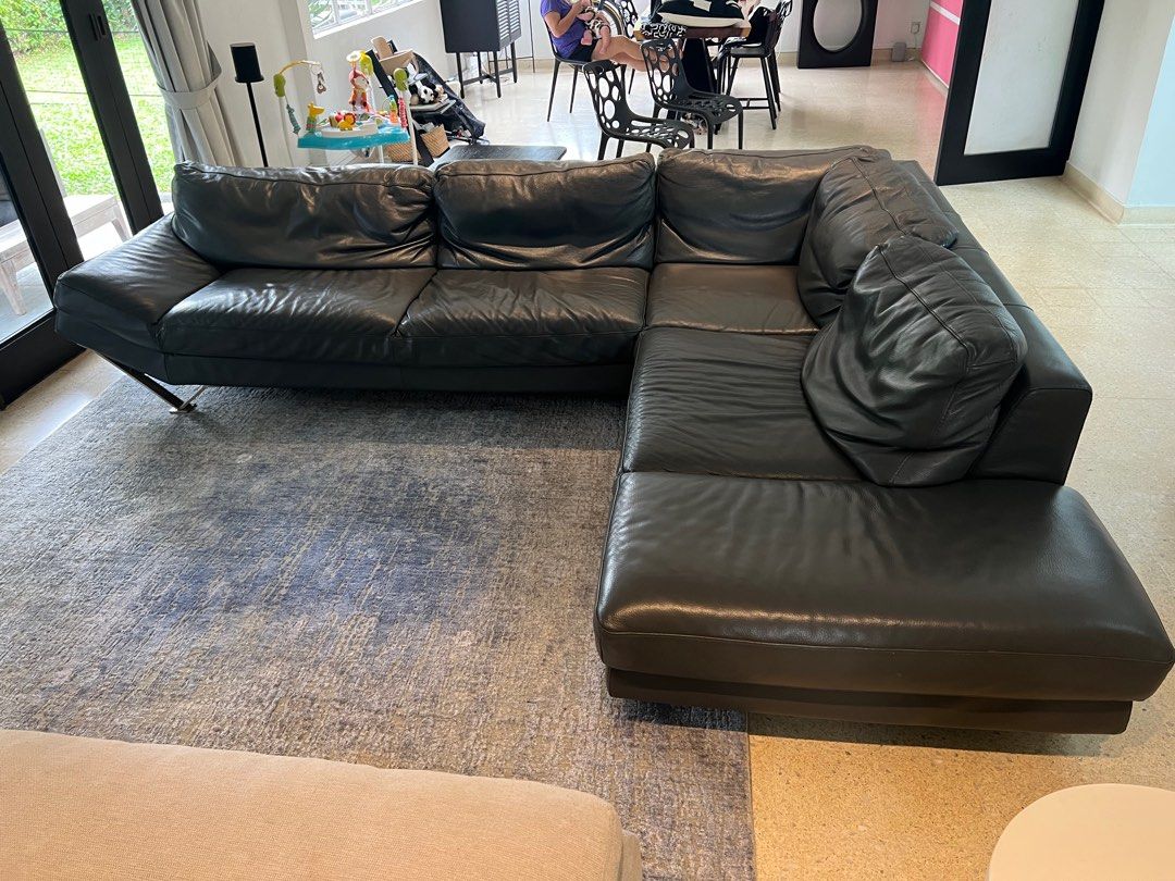 Natuzzi Italian Leather Sectional Sofa | Baci Living Room