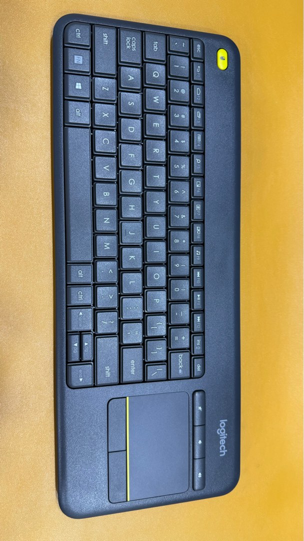 Logitech Wireless Keyboard K400 Computers And Tech Parts And Accessories Computer Keyboard On