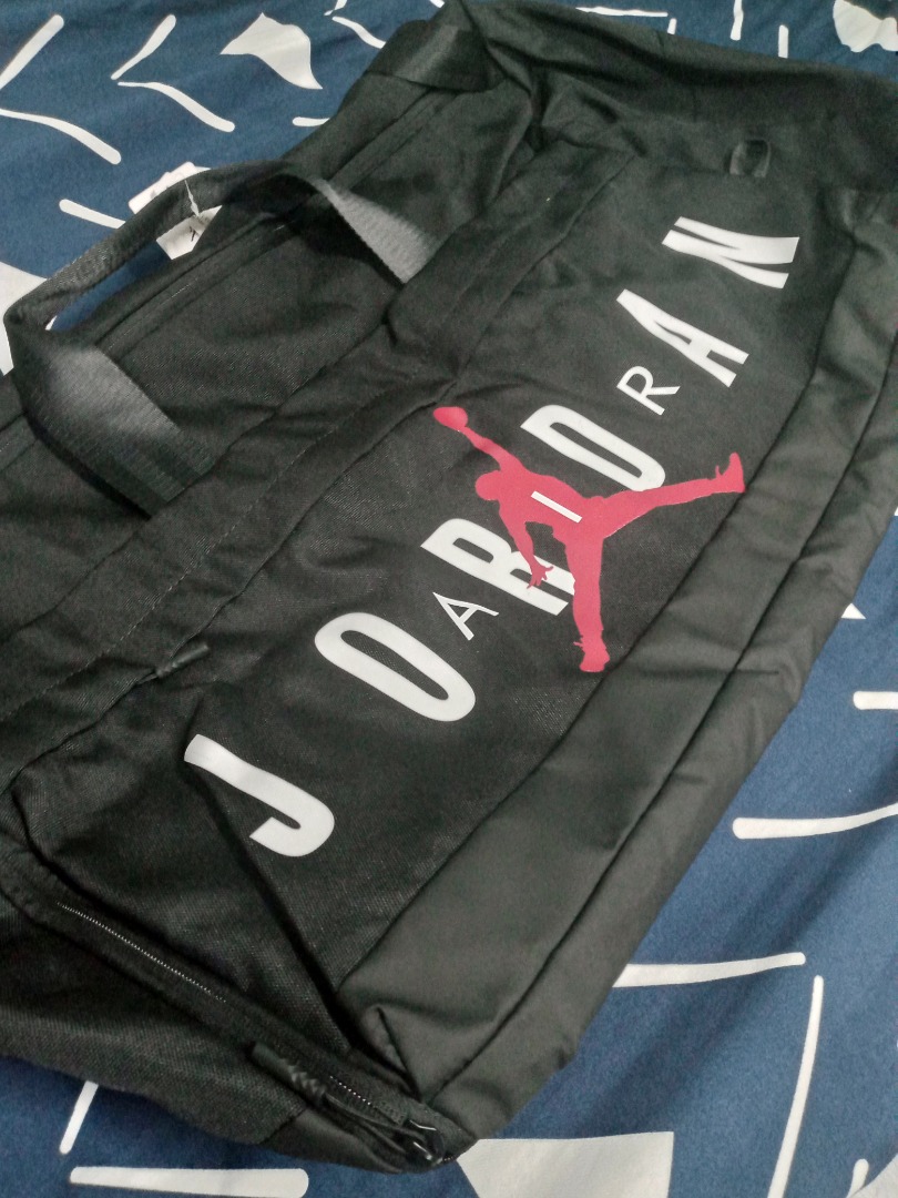 Nike Air Jordan Velocity Duffle Bag Black Large, Men's Fashion, Bags ...