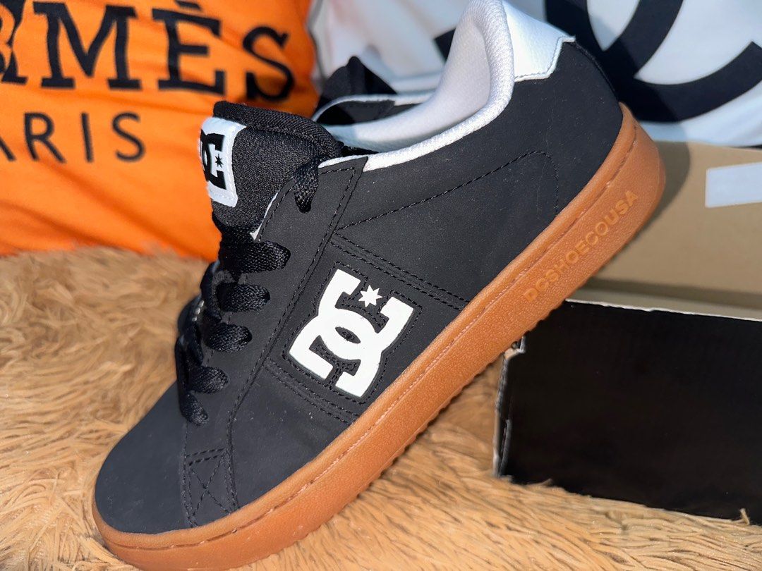 Original DC shoes, Men's Fashion, Footwear, Sneakers on Carousell