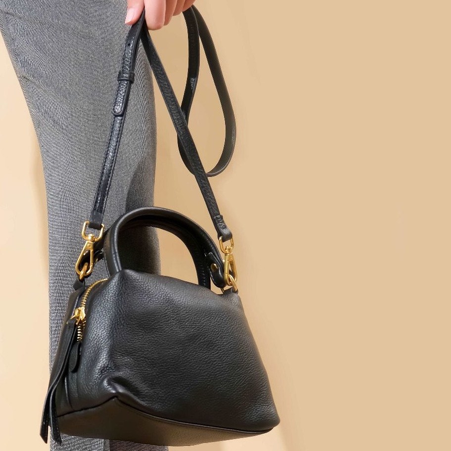 Pabder Mini Handheld Bucket Wrist Bag, Women's Fashion, Bags & Wallets ...