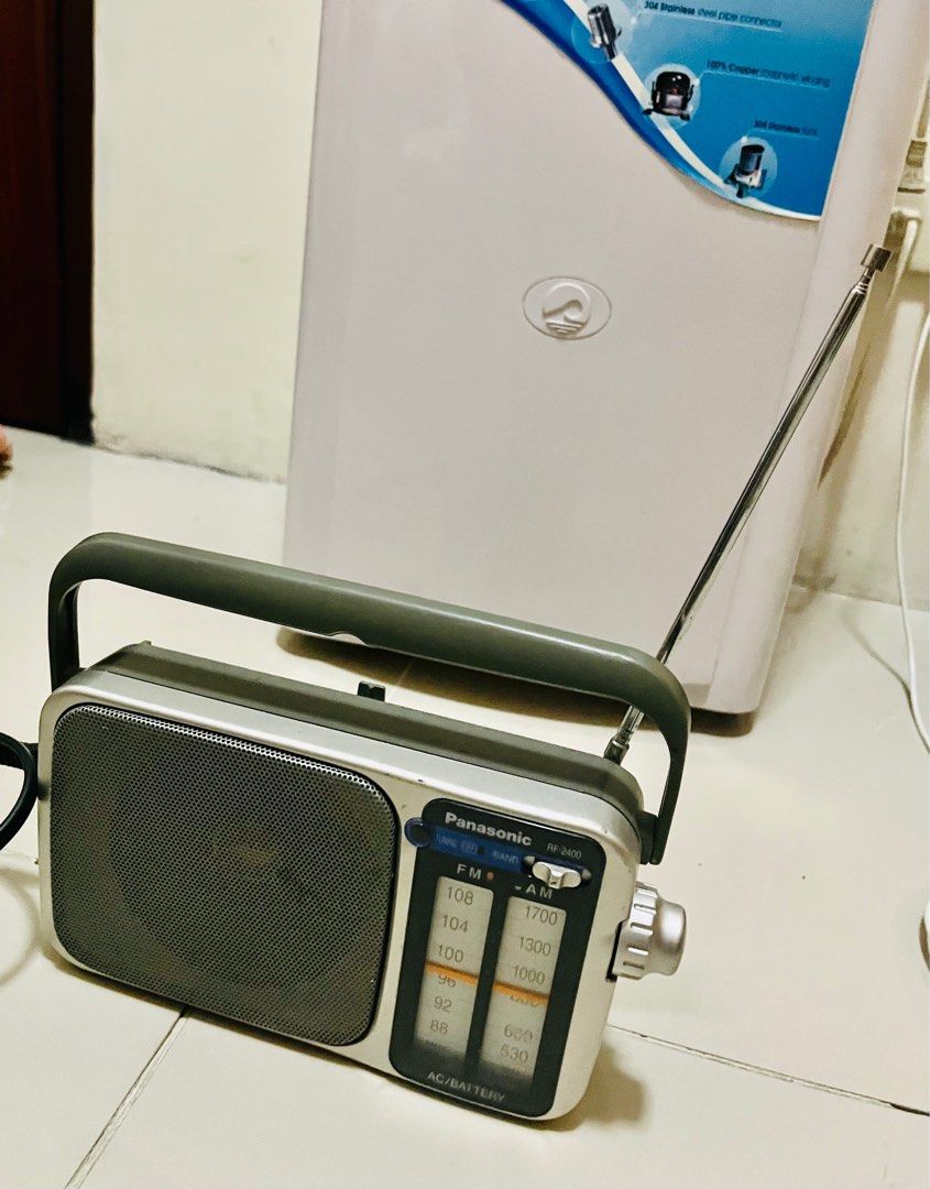 Panasonic Analog Radio, Audio, Portable Music Players on Carousell