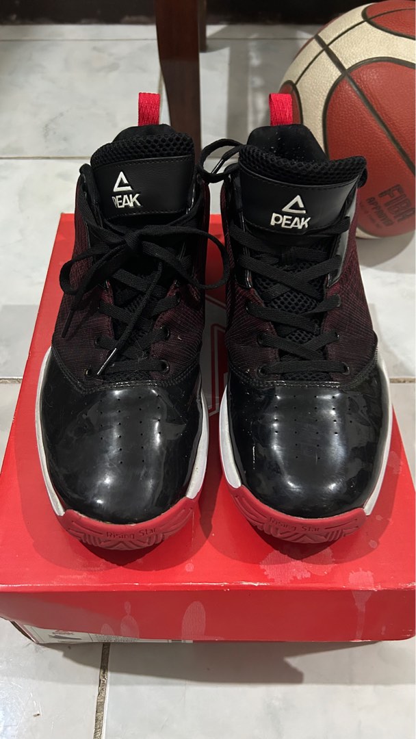 Peak rising star protro black red, Men's Fashion, Footwear, Casual ...