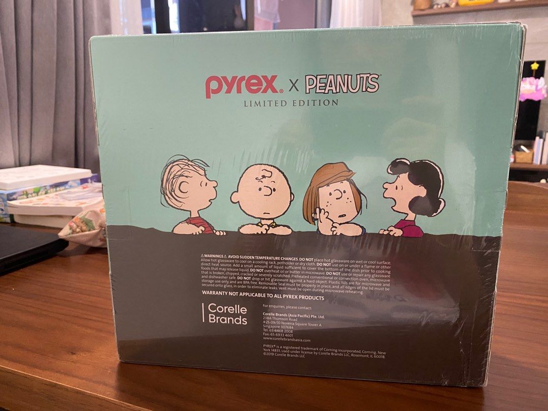 Pyrex x peanuts limited edition, Furniture & Home Living, Kitchenware ...