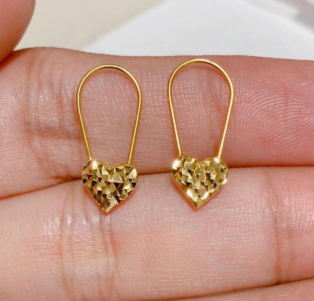 Real 18k Dia-cut Heart Earrings, Women's Fashion, Jewelry & Organizers ...