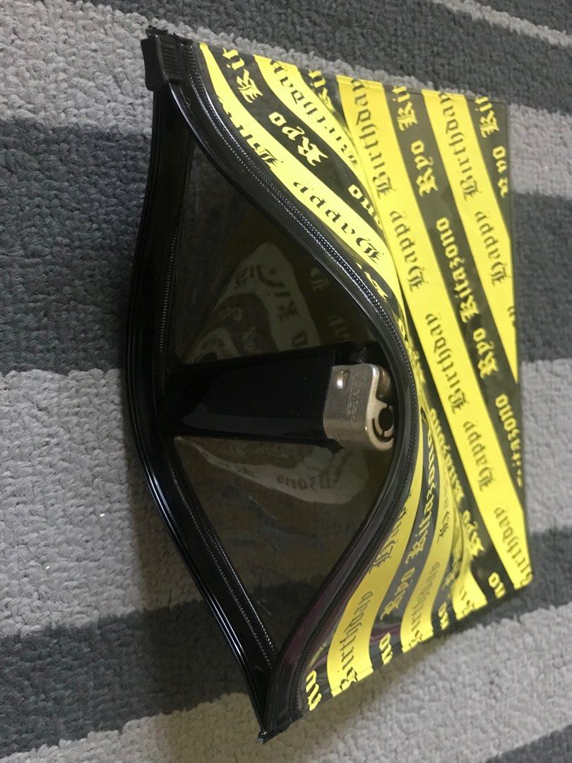 Ryo Kitazono Vinyl Pouch, Hobbies & Toys, Collectibles & Memorabilia ...