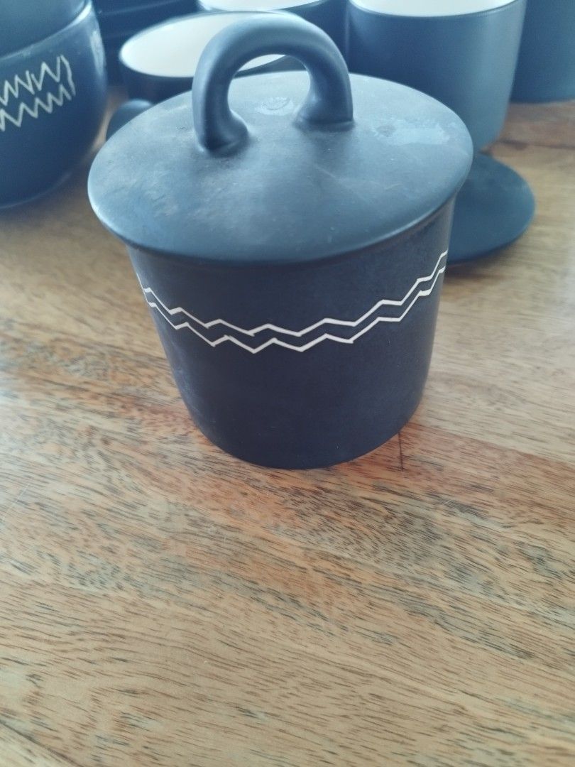 Scraffito by habitat Japan set, Furniture & Home Living, Kitchenware ...