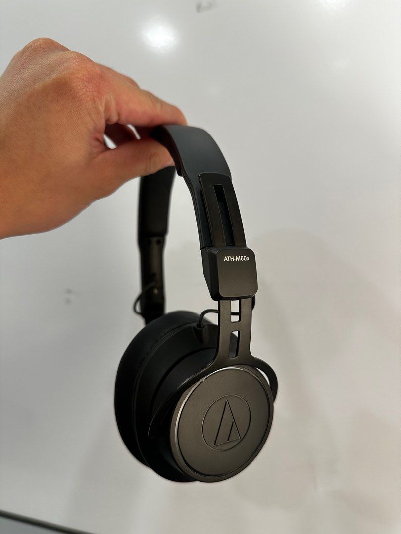 Sennheiser ATH M60X, Audio, Headphones & Headsets on Carousell