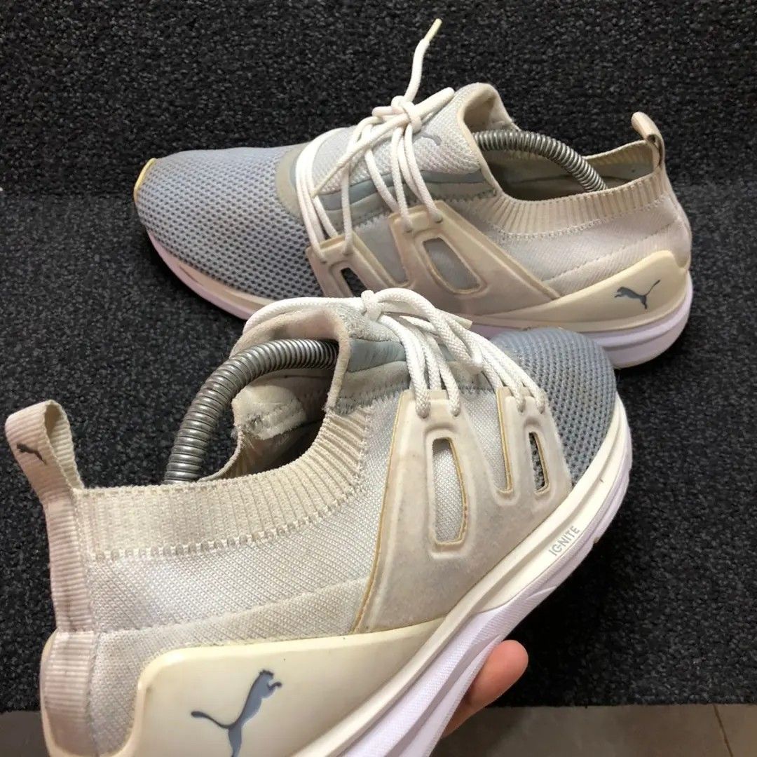 Sepatu puma, Fesyen Pria, Sepatu , Sneakers di Carousell