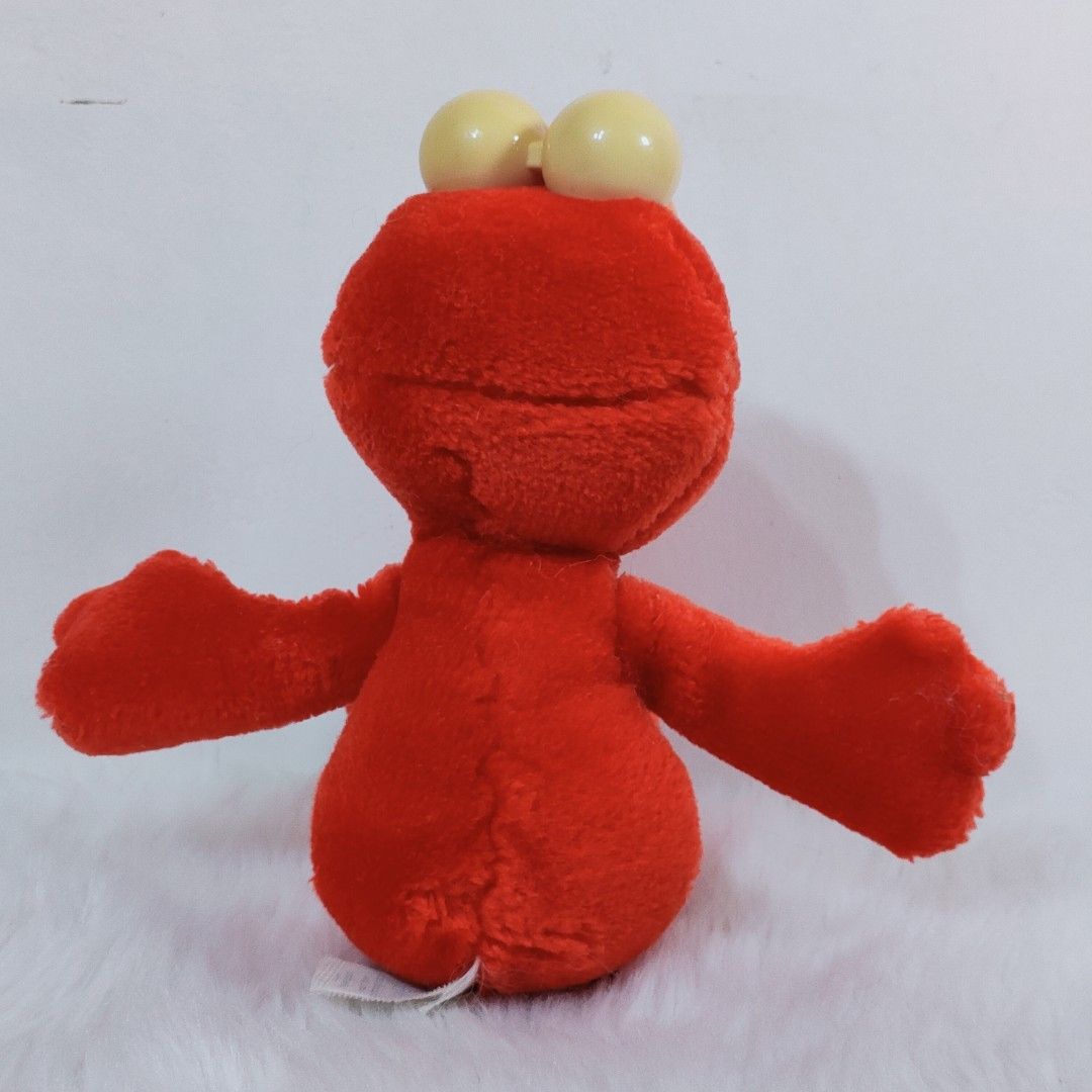 Sesame Street Small Elmo Plushie, Hobbies & Toys, Toys & Games on Carousell