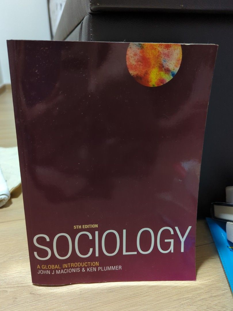 Sociology: A global introduction (5th ed), Hobbies & Toys, Books & Magazines, Textbooks on Carousell