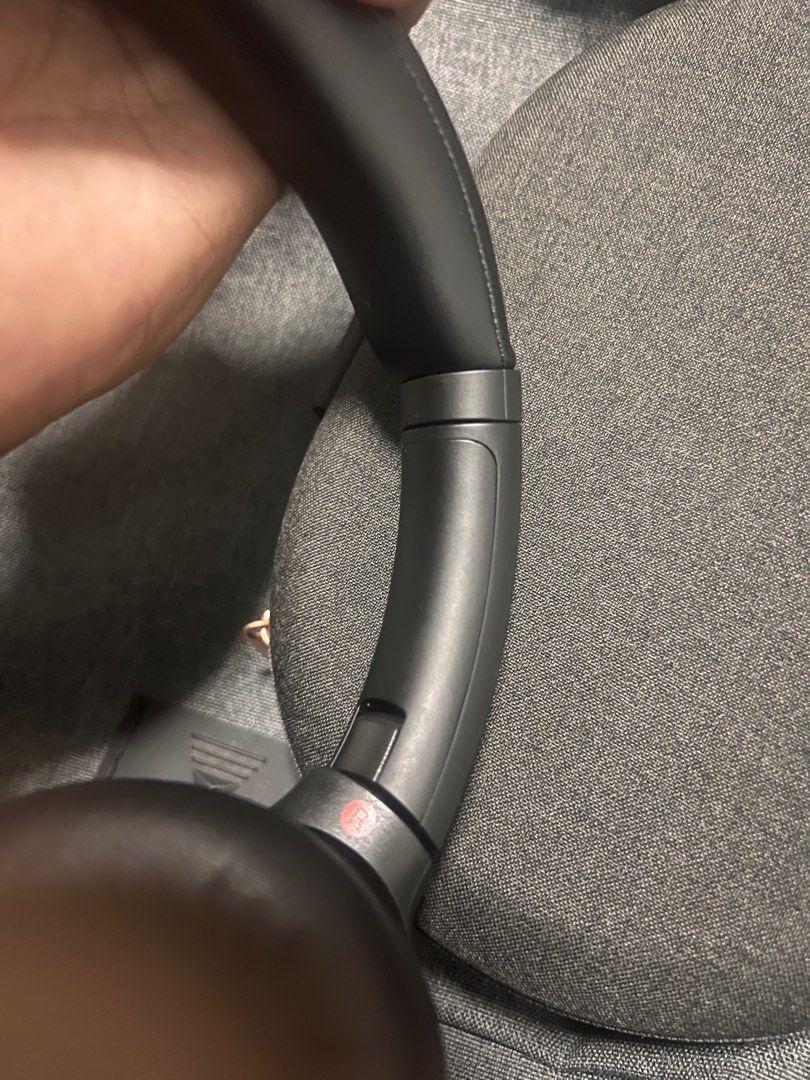 Sony WH-1000XM4 - Lightly used, Audio, Headphones & Headsets on Carousell