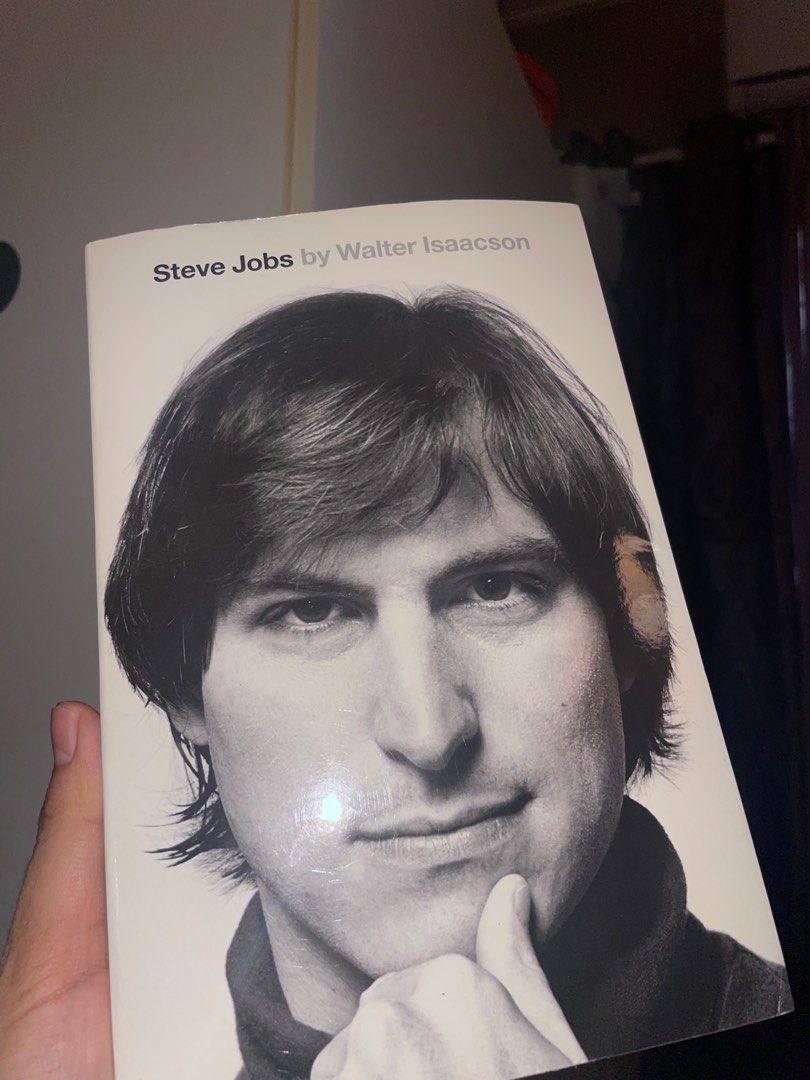 Steve job by walter Isaacson, Hobbies & Toys, Books & Magazines, Storybooks on Carousell