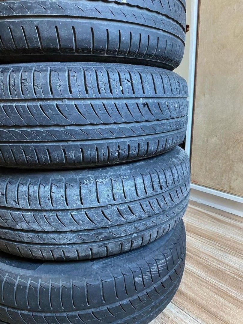 STOCK INNOVA MAGS & PIRELLI TIRES, Car Parts & Accessories, Body Parts ...