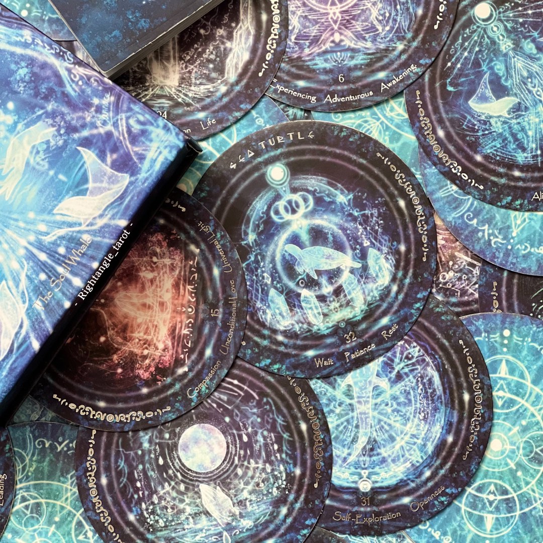 （現貨）The Soul Whale Oracle Deck, 興趣及遊戲, 書本 & 文具, 書本及雜誌 - 宗教書藉 - Carousell