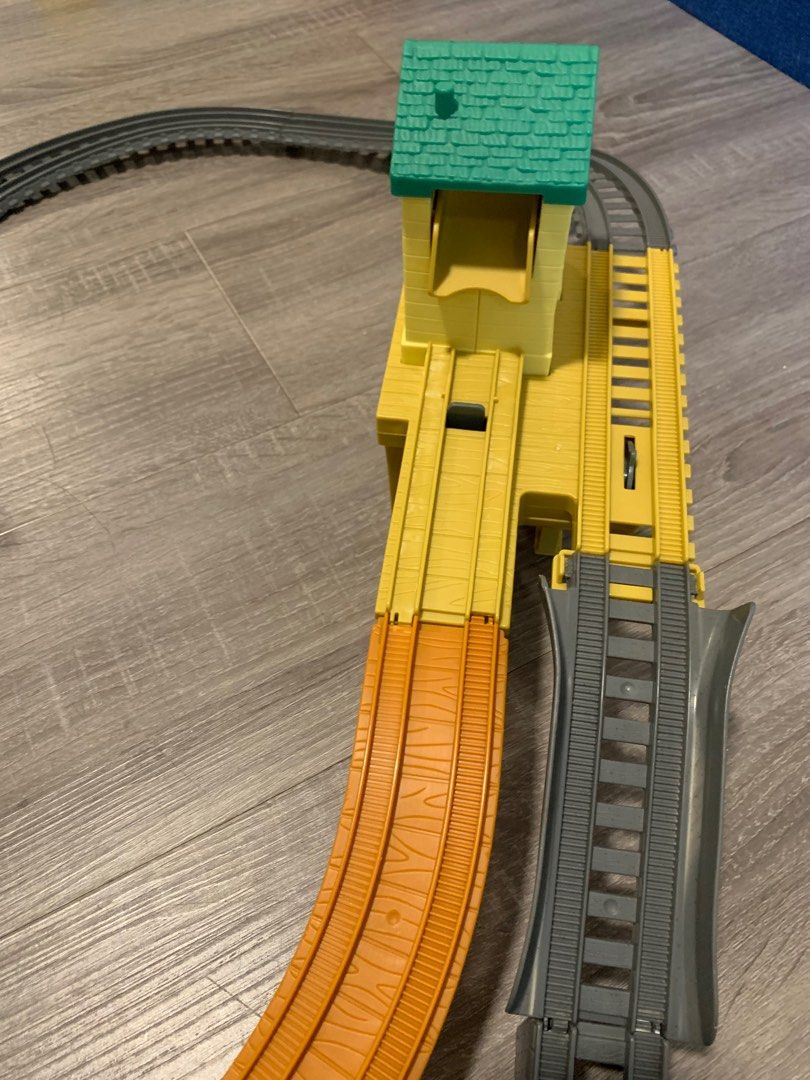 Thomas and friends track master Treasure Chase set, Hobbies & Toys ...