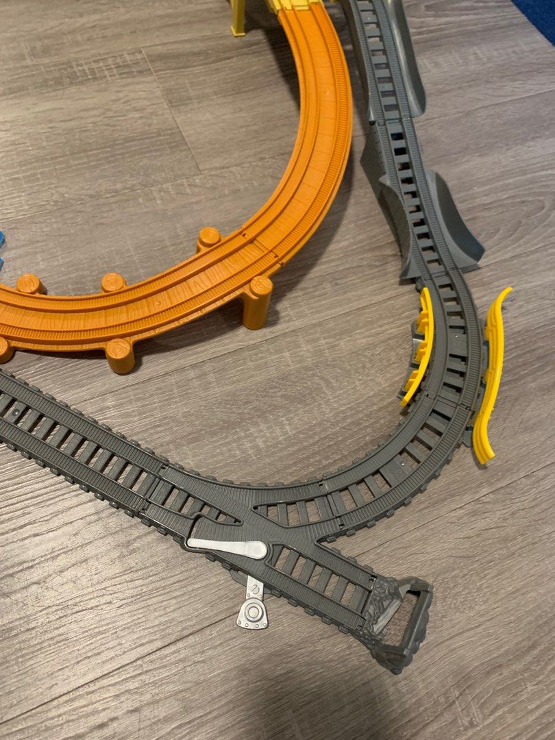 Thomas and friends track master Treasure Chase set, Hobbies & Toys ...