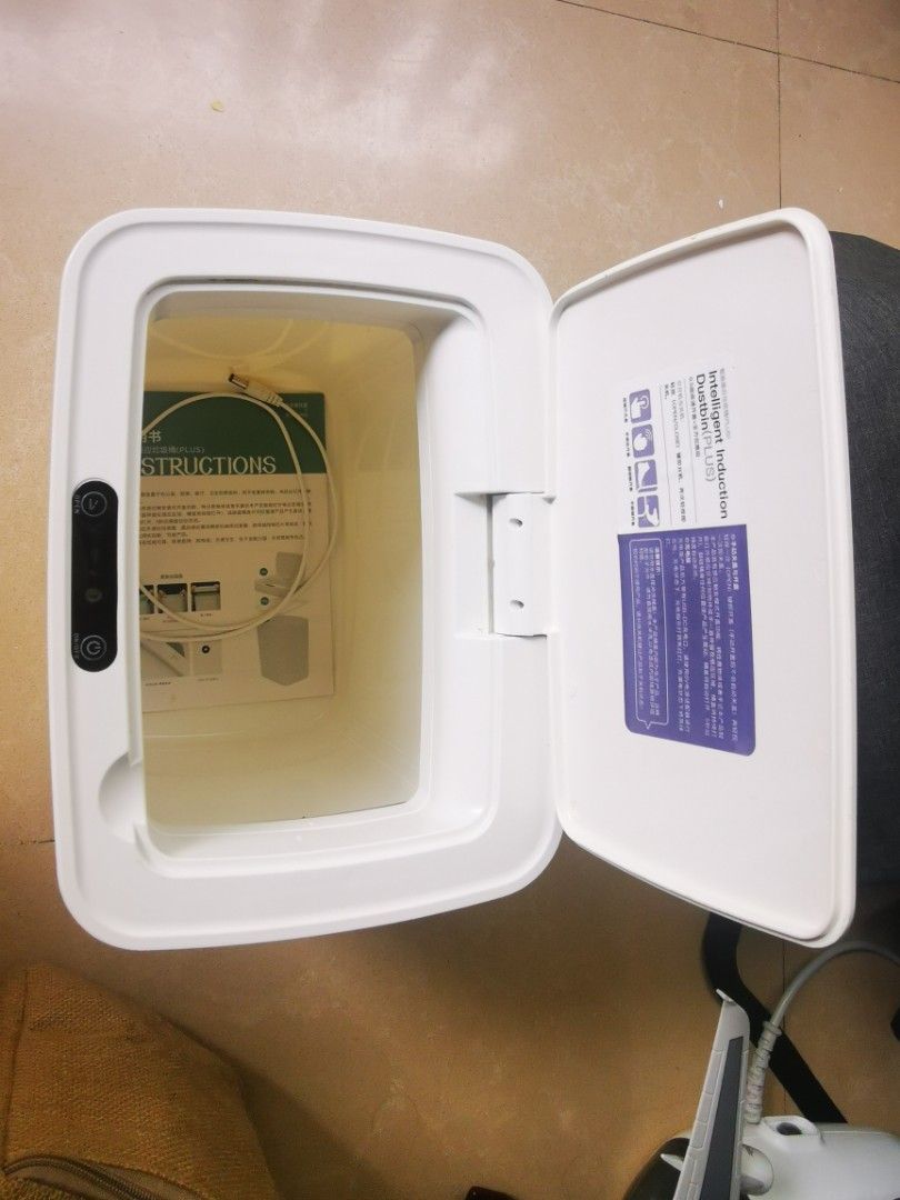 Touchless Sensor Trash Can 13 liters, Furniture & Home Living, Cleaning ...