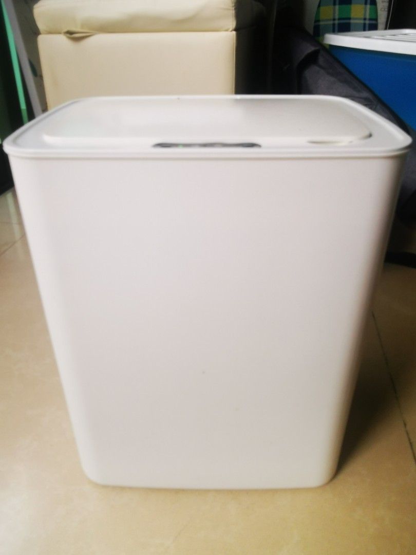 Touchless Sensor Trash Can 13 liters, Furniture & Home Living, Cleaning ...