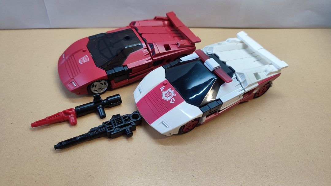 Transformers Siege Deluxe Sideswipe and Red Alert w/ Upgrade Spoilers ...