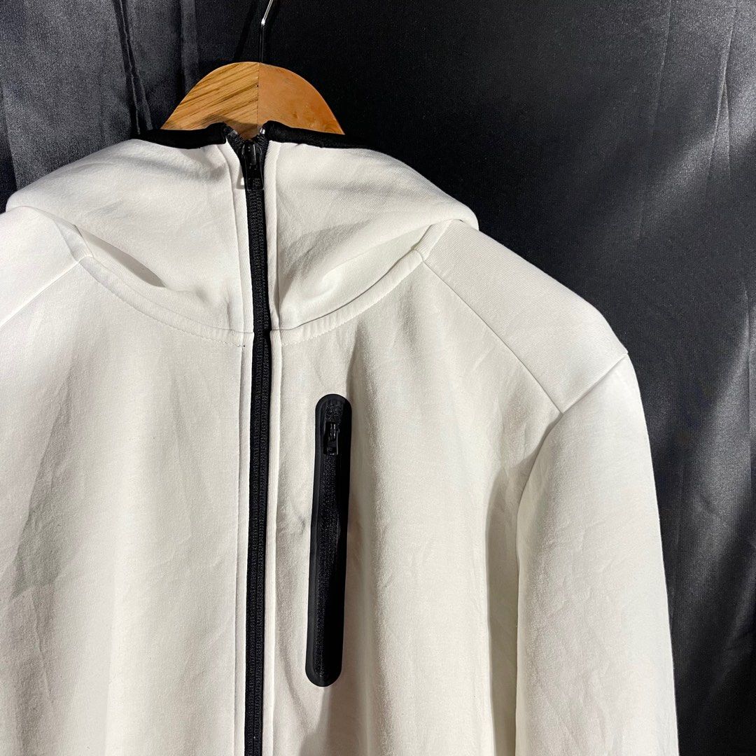 Uniqlo tech fleece jacket, Women's Fashion, Coats, Jackets and ...