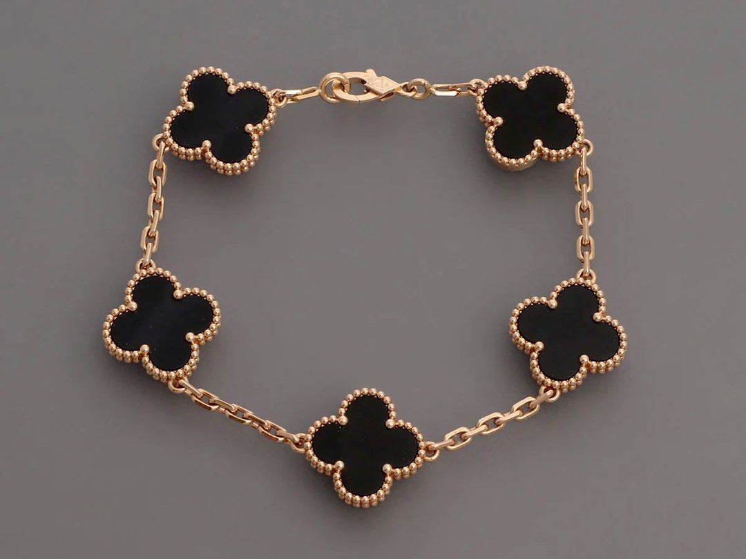 Van cleef alhambra bracelet rose gold onyx 5 motif, Fesyen Wanita ...