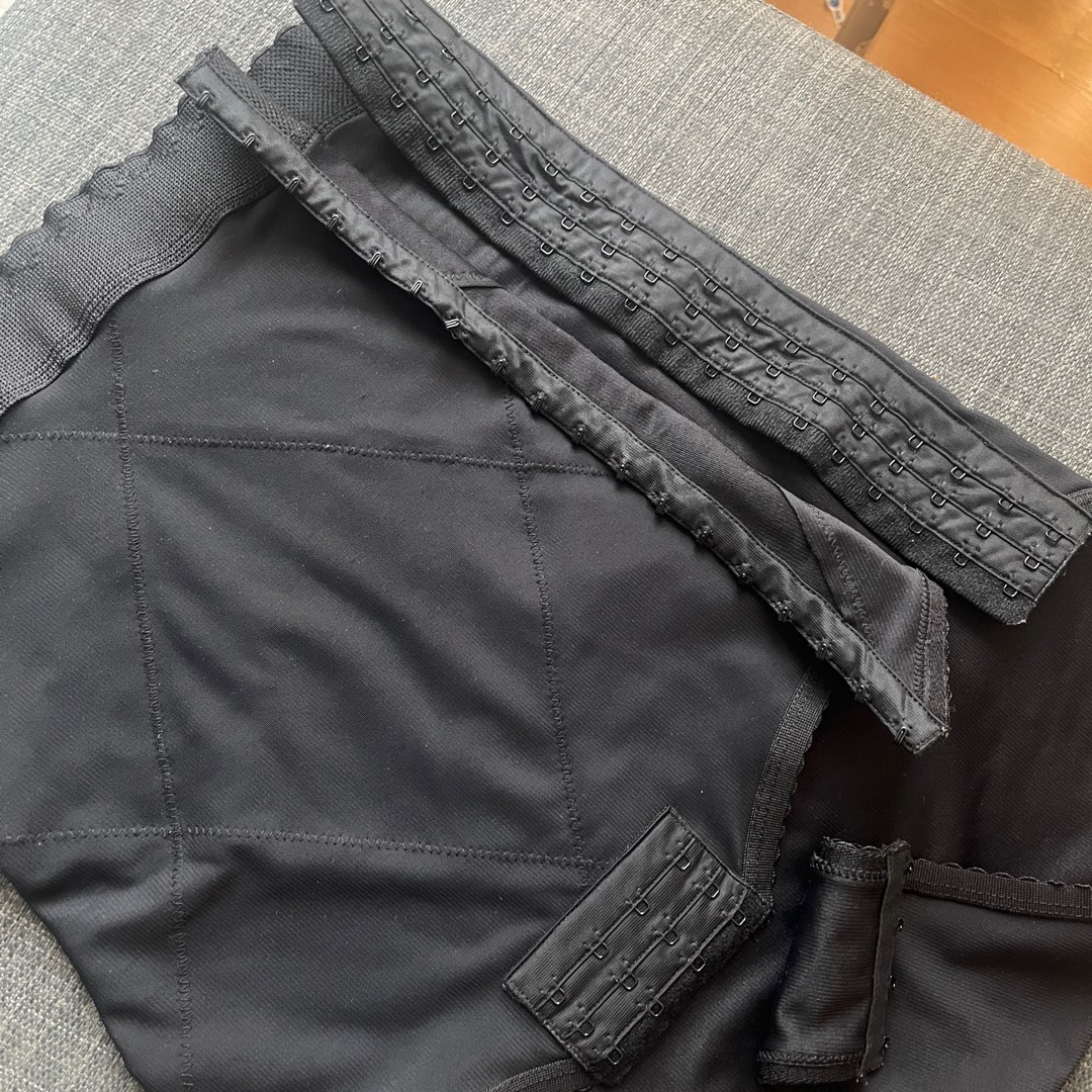 Wink Slimming Postpartum Binder (Black S), Women's Fashion, Maternity ...