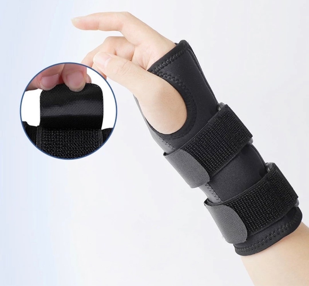 Wrist Split, Health & Nutrition, Medical Supplies & Tools on Carousell