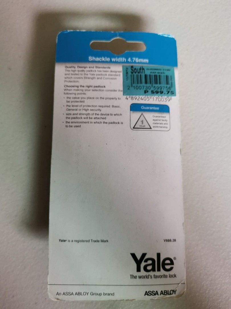 YALE ASSA ABLOY handy combination lock padlock shackle, Furniture ...