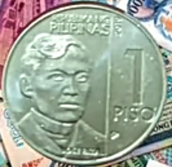 1 Piso coin with upper mint mark, Everything Else, Others on Carousell
