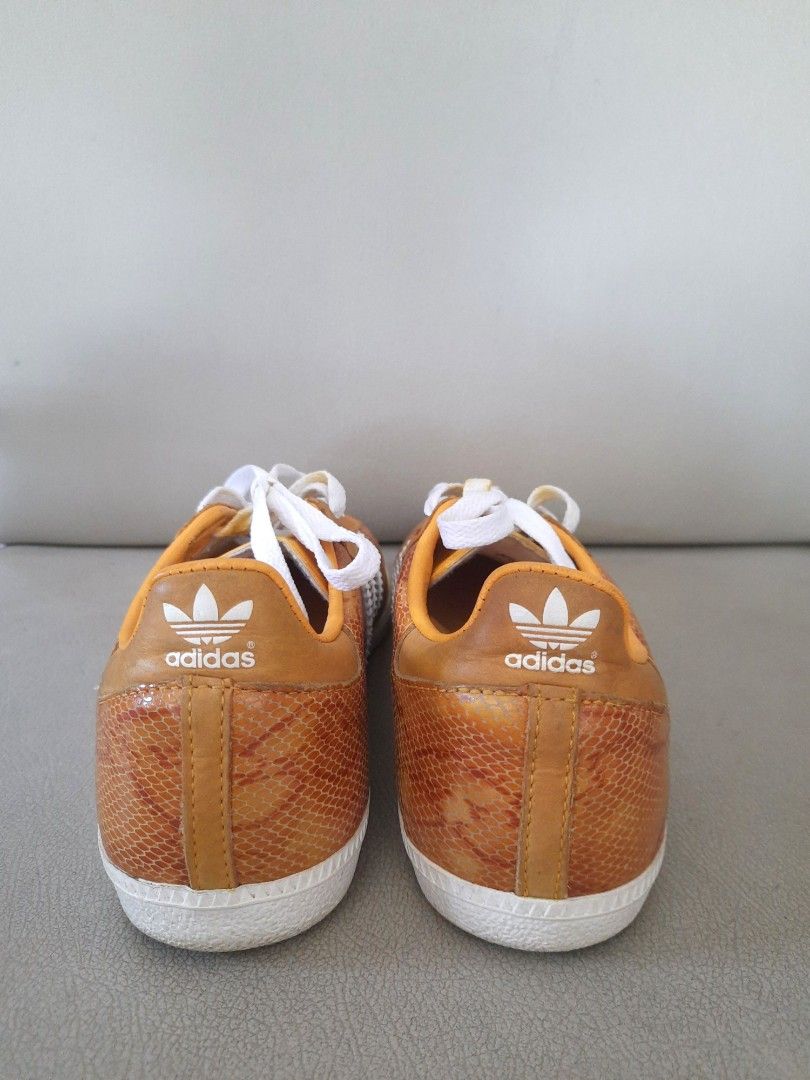 Adidas Samba Yellow snake skin, Fesyen Wanita, Sepatu di Carousell