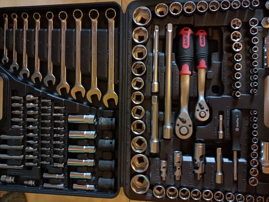 Ampro t45680 industrial tool set, TV & Home Appliances, Other Home ...