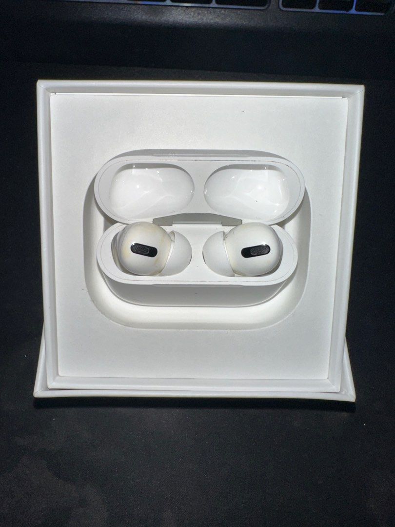 Apple Airpods Pro first gen (gen 1), Audio, Earphones on Carousell