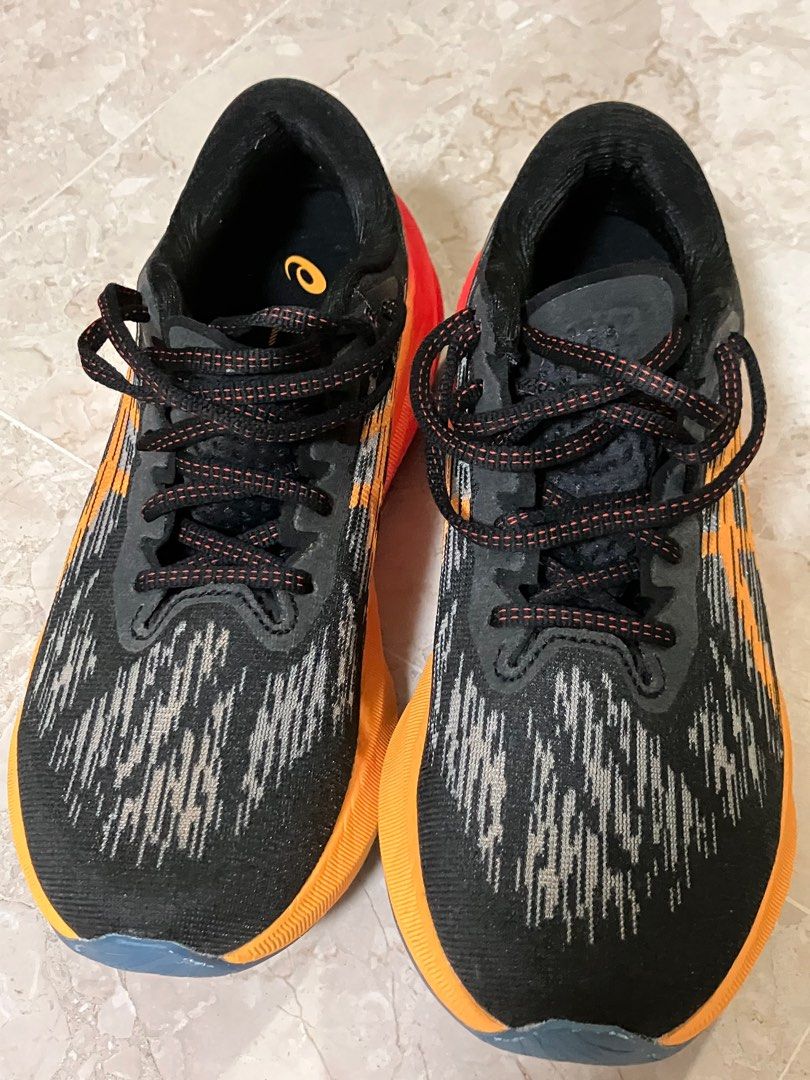 Asics Novablast 3, UK6.5 / US7.5, 5 runs 27km, Men's Fashion, Footwear, Sneakers on Carousell