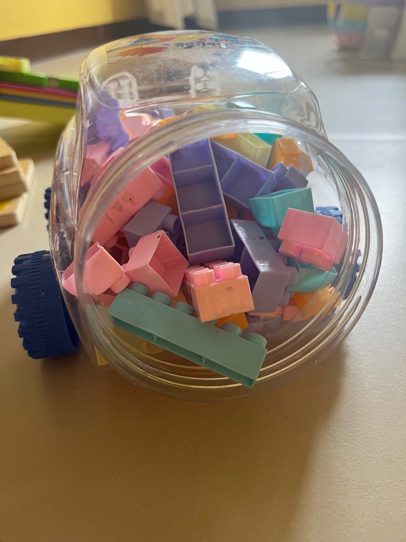 Assembling blocks, Hobbies & Toys, Toys & Games on Carousell