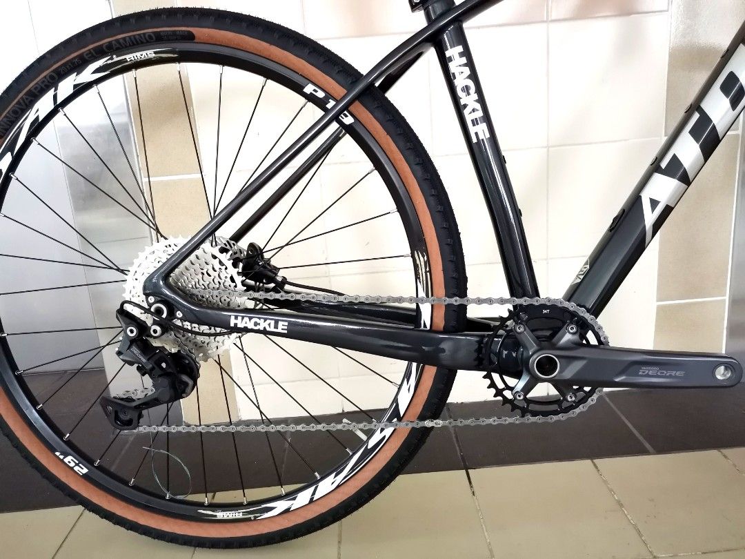 Atomic full carbon bike. 9.2KG shimano 1x11 speed, tag: giant slr, trek ...