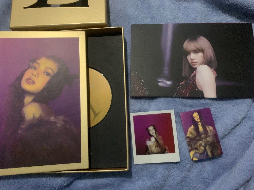Blackpink lalisa album full with pc, Hobbies & Toys, Memorabilia ...