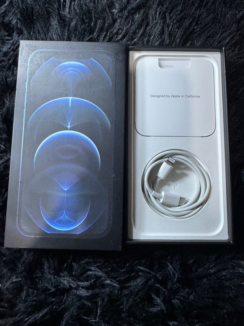BOX with Apple Original Type C to Lightning Cable, Mobile Phones ...