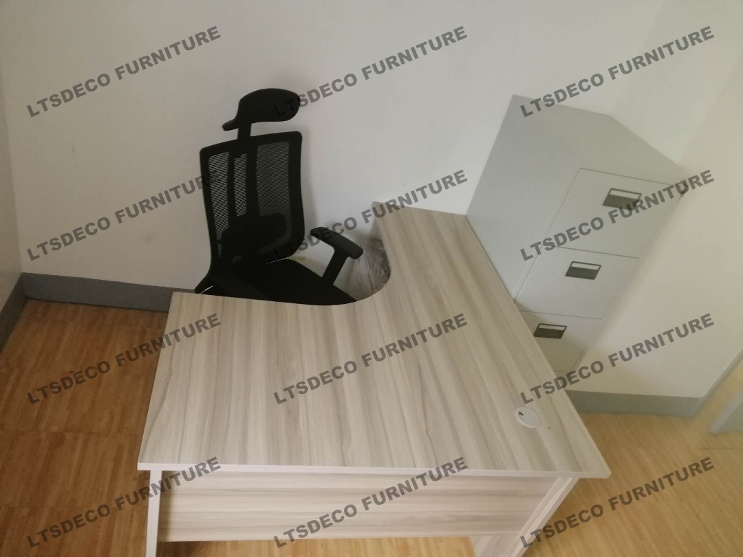 BROWN COLOR AVAILABLE L-SHAPE EXECUTIVE TABLE OFFICE PARTITION ...