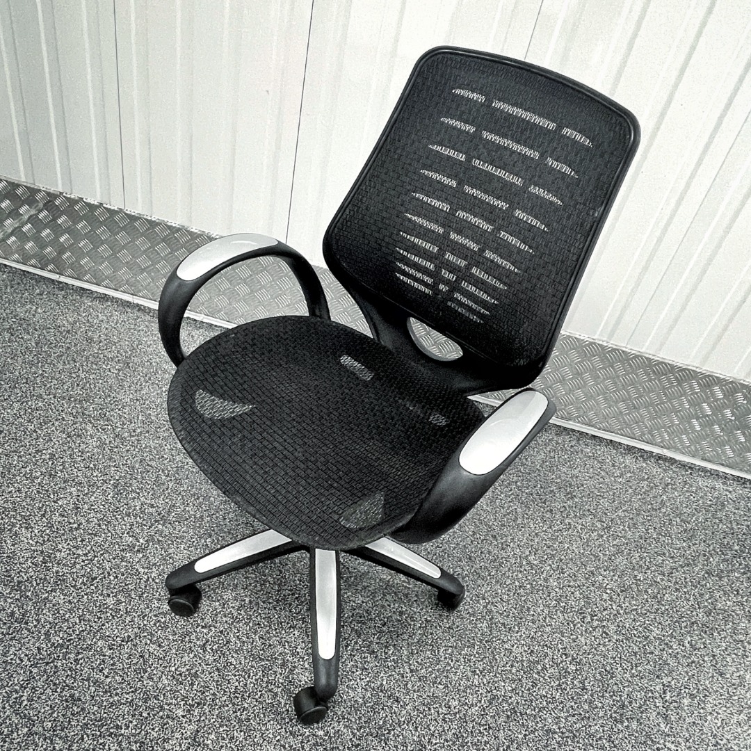 Castlery Office Mesh Chair, Furniture & Home Living, Furniture, Chairs ...