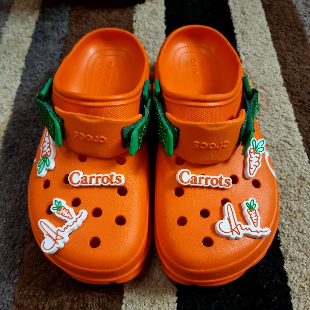 Crocs x Carrots Orange Clogs, Men's Fashion, Footwear, Slippers ...
