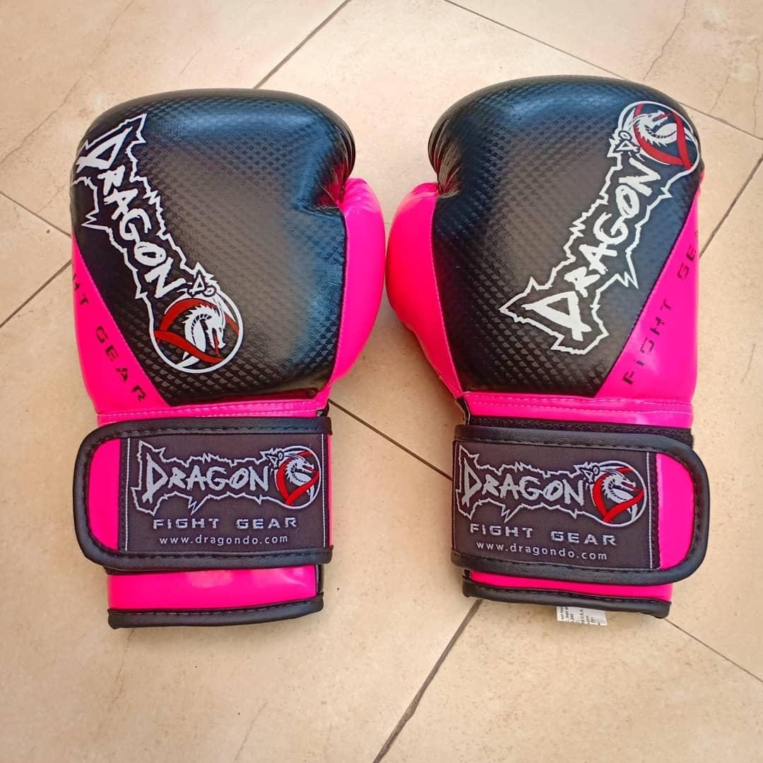 Dragon Do Carbon II Boxing Gloves, Sports Equipment, Sports & Games ...