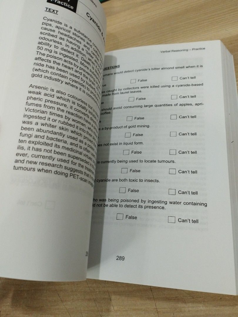 (ENG) Get Into Medical School : 1250 UKCAT Practice Questions Includes ...