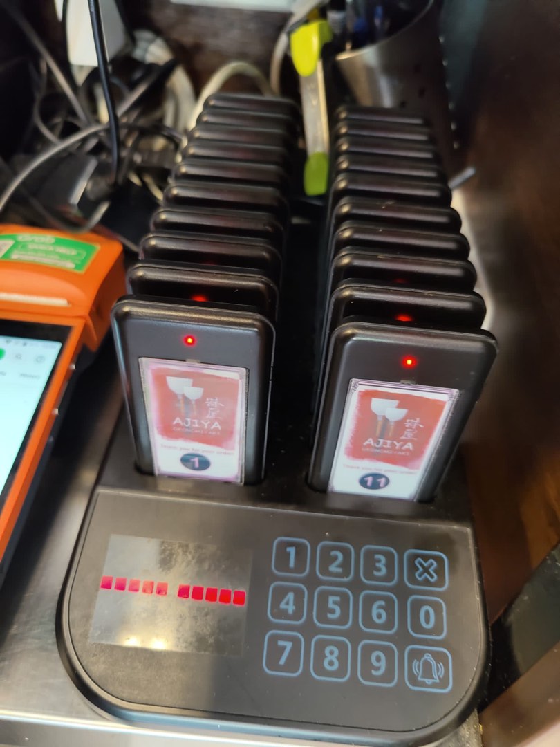 F&B call buzzer beeper system (20units), Computers & Tech, Office ...
